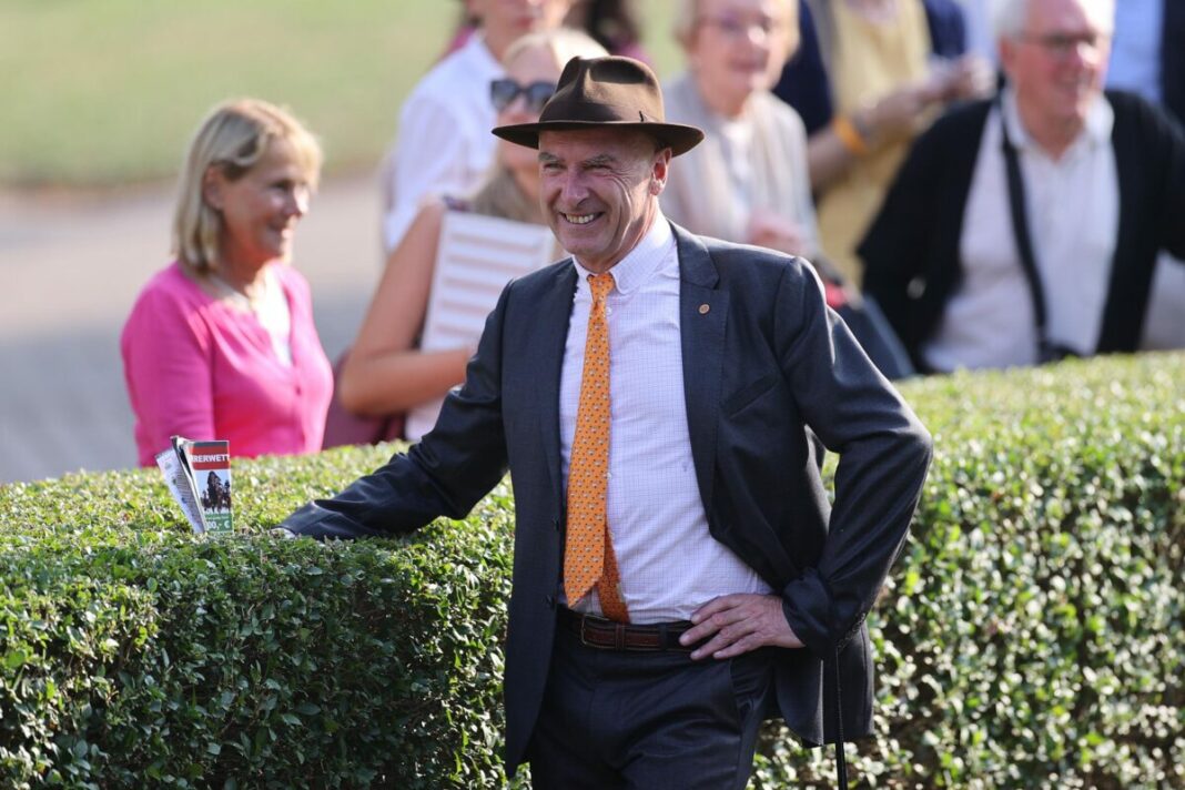 Recke macht den Anfang: Stallparaden 2025 der Sport-Welt - GaloppOnline.de