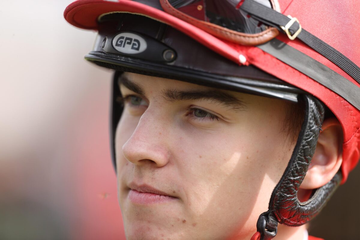 Perfekter Auftakt für Jockey Leon Wolff in Mons - GaloppOnline.de