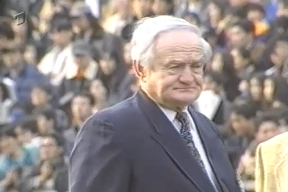 Einstimmung auf den Japan Cup – Landos Sieg 1995 im Video - GaloppOnline.de