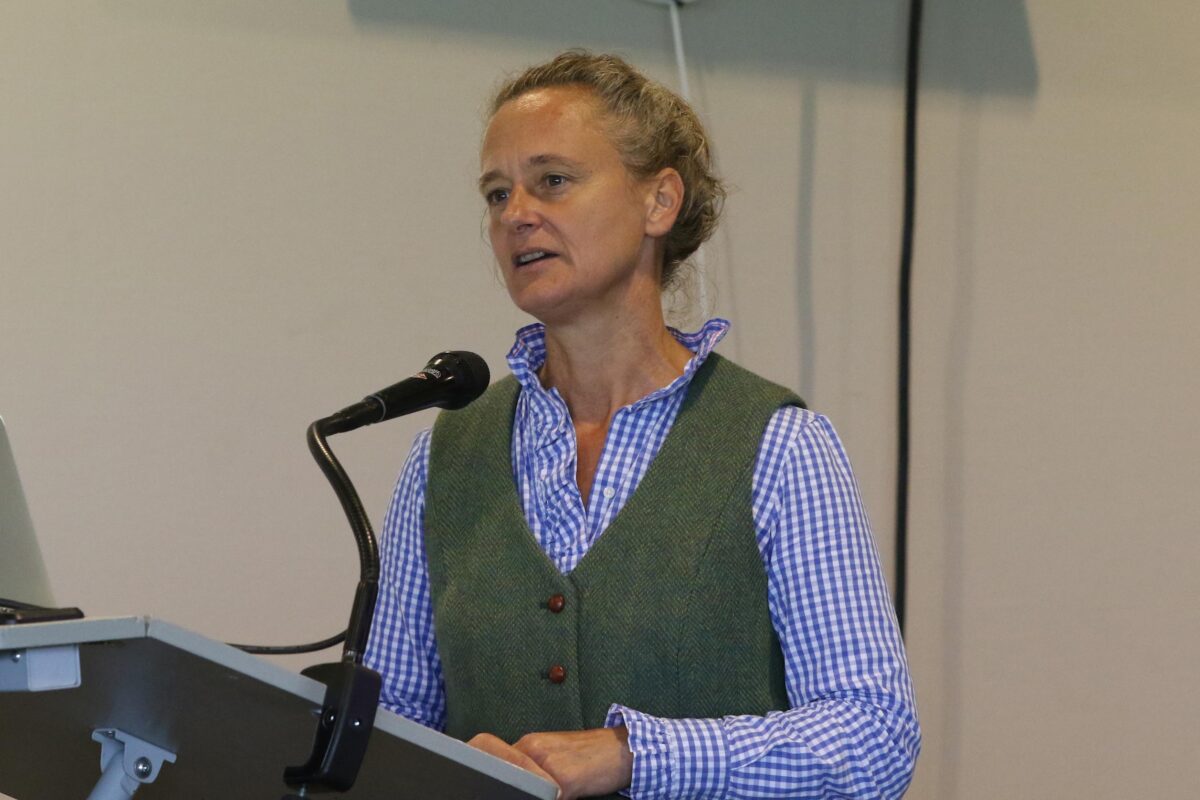 Dr. Monica Venner-Interview in der Reiter Revue - GaloppOnline.de