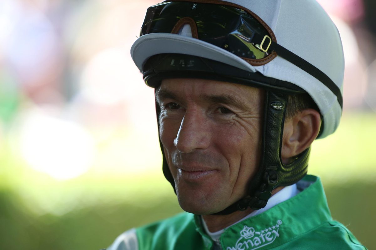 Adrie de Vries gelingt in Jebel Ali sein 15. Saisonsieg - GaloppOnline.de