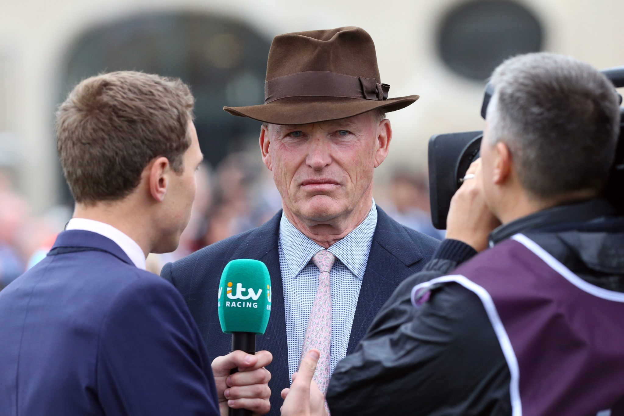 John Gosden kämpft um den Sport: Massive Kritik an Affordability Checks ...